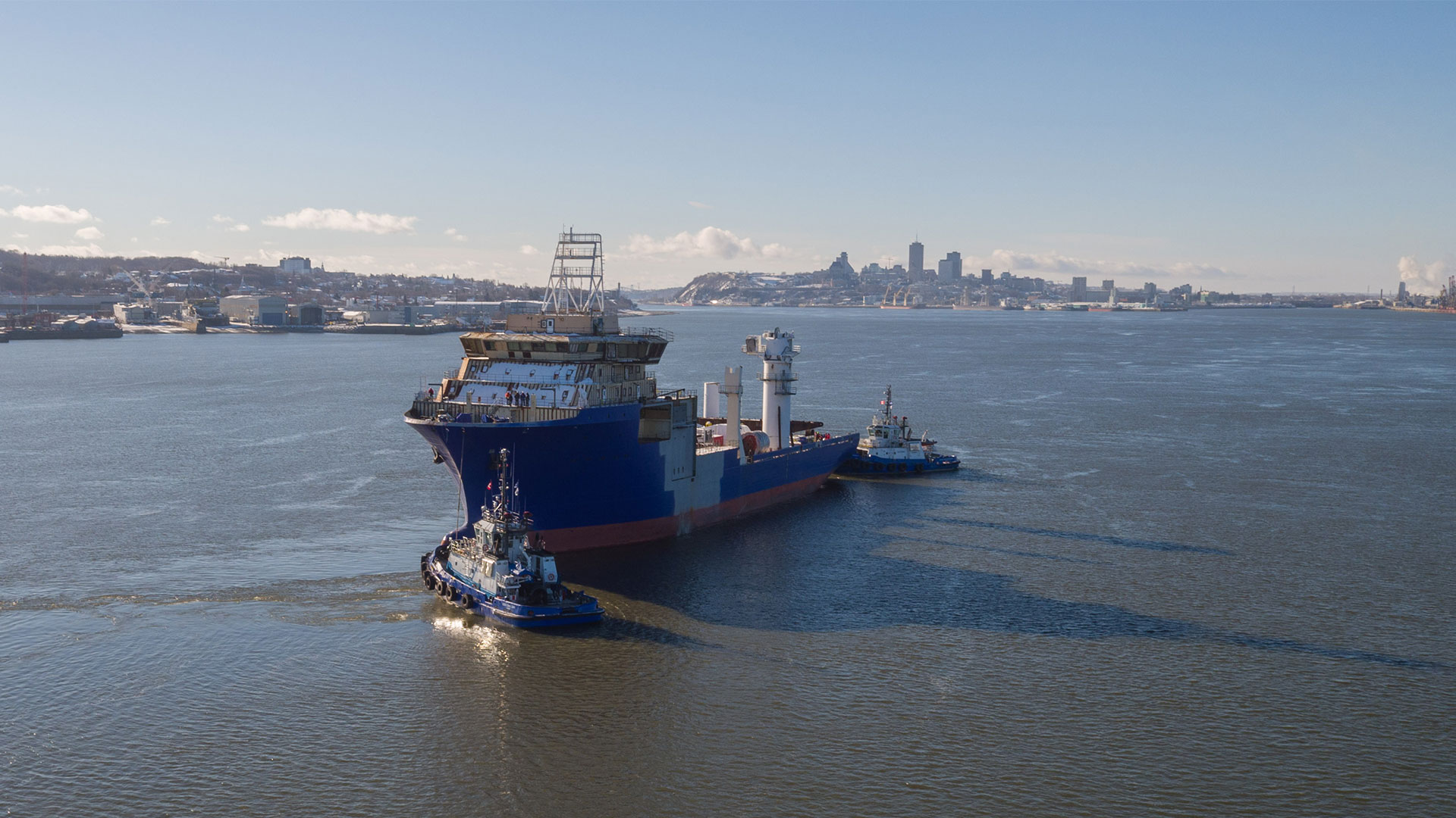 COMPLEX MARINE TOWING OPERATION ON THE ST. LAWRENCE RIVER | Groupe Océan